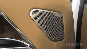 Range Rover Rear Speakers Image, Range Rover Photos in India - CarWale