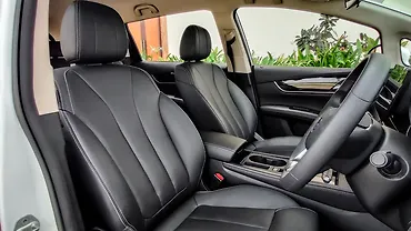 BYD e6 Images - Interior & Exterior Photo Gallery [30+ Images] - CarWale