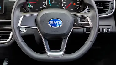 BYD e6 Images - Interior & Exterior Photo Gallery [30+ Images] - CarWale