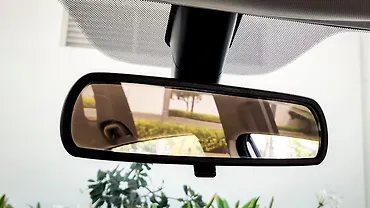 BYD e6 Images - Interior & Exterior Photo Gallery [30+ Images] - CarWale