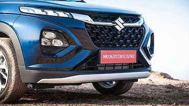 Fronx Front Row Seats Image, Fronx Photos in India - CarWale