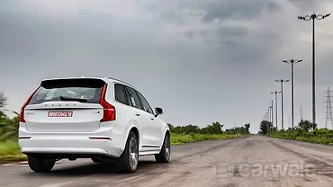 XC90 Rear View Image, XC90 Photos in India - CarWale