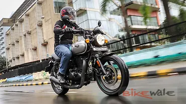 Royal Enfield Hunter 350 Price - Mileage, Images, Colours | BikeWale