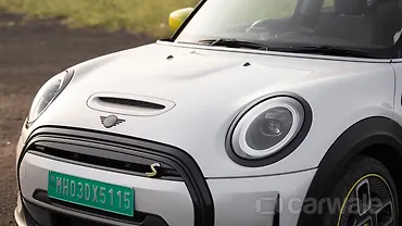 Cooper SE Engine Start Button Image, Cooper SE Photos in India - CarWale