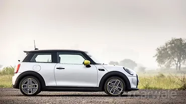 Cooper SE Open Boot/Trunk Image, Cooper SE Photos in India - CarWale