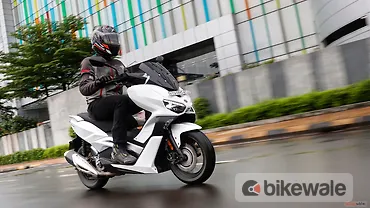 Keeway Vieste 300 Price - Mileage, Images, Colours | BikeWale