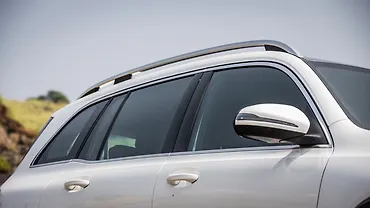 GLB Left Side View Image, GLB Photos in India - CarWale