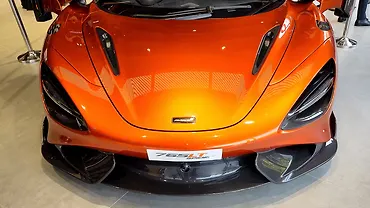 720S Front View Image, 720S Photos in India - CarWale