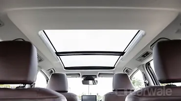 Innova Hycross Sunroof/Moonroof Image, Innova Hycross Photos in India ...