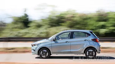 Tiago EV Rear Signal/Blinker Light Image, Tiago EV Photos in India ...