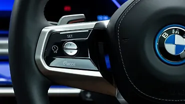 i7 AC Controls Image, i7 Photos in India - CarWale