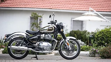 Images of Royal Enfield Classic 650 | Photos of Classic 650 - BikeWale