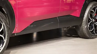 Curvv Side Cladding Image, Curvv Photos in India - CarWale