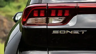 Kia Sonet Facelift photos and images - CarWale