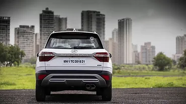 Alcazar Front View Image, Alcazar Photos in India - CarWale