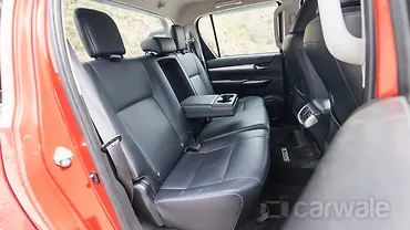 Hilux Second Row Seats Image, Hilux Photos in India - CarWale