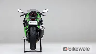 Kawasaki Ninja 400 Front View Image – BikeWale