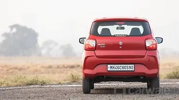 Alto K10 Front Fender Image, Alto K10 Photos in India - CarWale