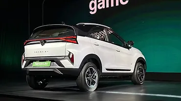 Nexon EV AC Controls Image, Nexon EV Photos in India - CarWale