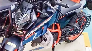Next-Gen KTM 390 Duke spied testing once again ahead of India launch ...