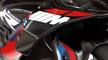 BMW M 1000 RR Front Beak Image – BikeWale