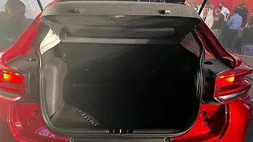 Citroen Basalt Images - Interior & Exterior Photo Gallery [50+ Images ...