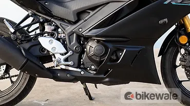 Images of Yamaha R3 | Photos of R3 - BikeWale