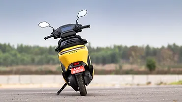 Ather Rizta Front Fender Image – BikeWale