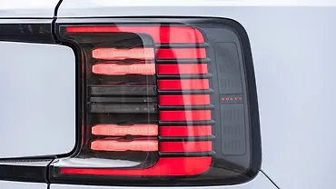 Volvo EX30 Images - EX30 Interior & Exterior Photo Gallery [100+ Images ...
