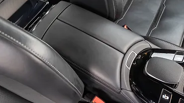 Mercedes-Benz AMG S 63 E Performance Images - Interior & Exterior Photo ...