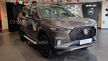 MG Gloster Price - Images, Colours & Reviews - CarWale