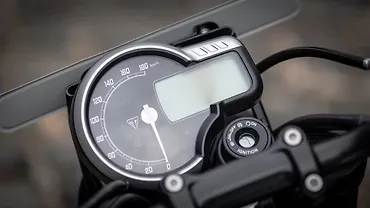 Triumph Speed T4 Right Side View Image – BikeWale