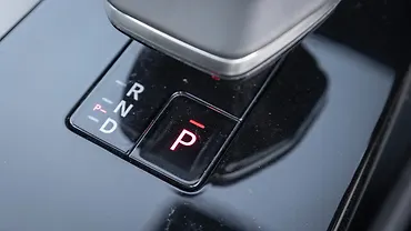 Tata Sierra Images - Sierra Interior & Exterior Photo Gallery [100 ...