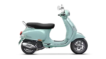 Vespa 125 Right Side View Image – BikeWale