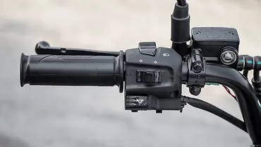 Revolt RV BlazeX Multi-Controller Image – BikeWale