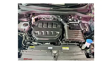 Volkswagen Tiguan R-Line Images - Tiguan R-Line Interior & Exterior ...