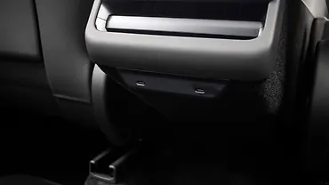 Tesla Model Y Images - Model Y Interior & Exterior Photo Gallery [50 ...