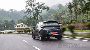 MG Windsor EV Images - Windsor EV Interior & Exterior Photo Gallery ...