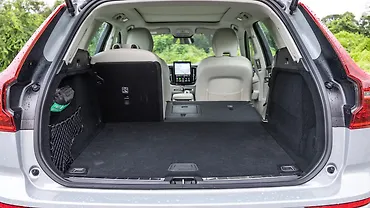 XC60 Dashboard Image, XC60 Photos in India - CarWale