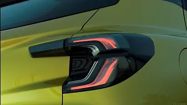 Renault Kiger Images - Kiger Interior & Exterior Photo Gallery [100 ...