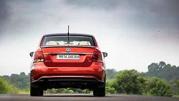 Vento Front Driver Power Window Switches Image, Vento Photos in India ...