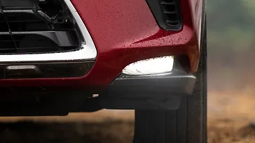 NX [2017-2022] Front Fog Lamp Image, NX [2017-2022] Photos in India ...