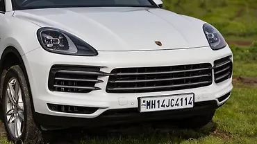 Cayenne Closed Hood/Bonnet Image, Cayenne Photos in India - CarWale