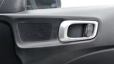 Venue [2019-2022] Front Tweeters Image, Venue [2019-2022] Photos in ...