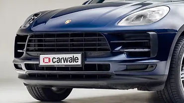 Macan [2019-2021] Rear Fender Image, Macan [2019-2021] Photos in India ...