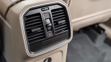 Macan [2019-2021] Bootspace Image, Macan [2019-2021] Photos in India ...