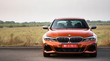 3 Series Right Front Three Quarter Image, 3 Series Photos in India ...