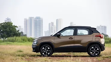 Punch Rear Bumper Image, Punch Photos in India - CarWale