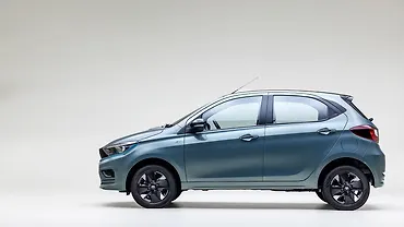 Tiago EV Front Row Seats Image, Tiago EV Photos in India - CarWale