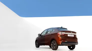 Tigor Front View Image, Tigor Photos in India - CarWale